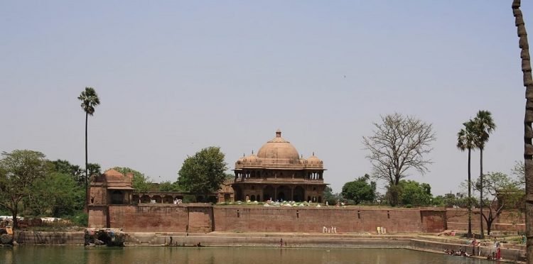 Maner Sharif - Bodhi Bihar Tourism